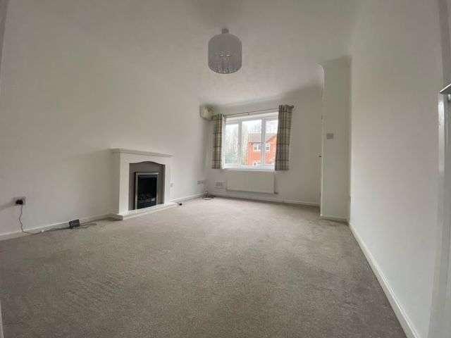 Huntingdon Close, Tamworth, B78