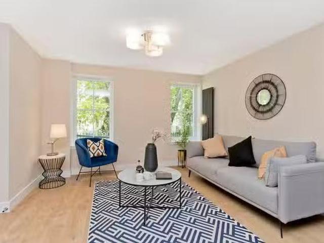 Huntingdon Place