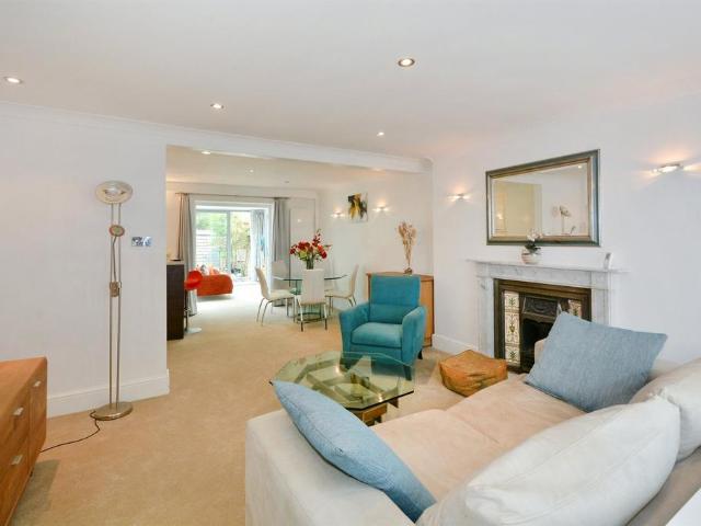 Huntingdon Street, Islington, London 4 bed maisonette to rent £5,750 pcm £1,327 pw
