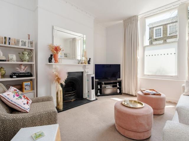 Huntingdon Street, London N1, 2 bed flat to rent, £3,575 pcm | PrimeLocation