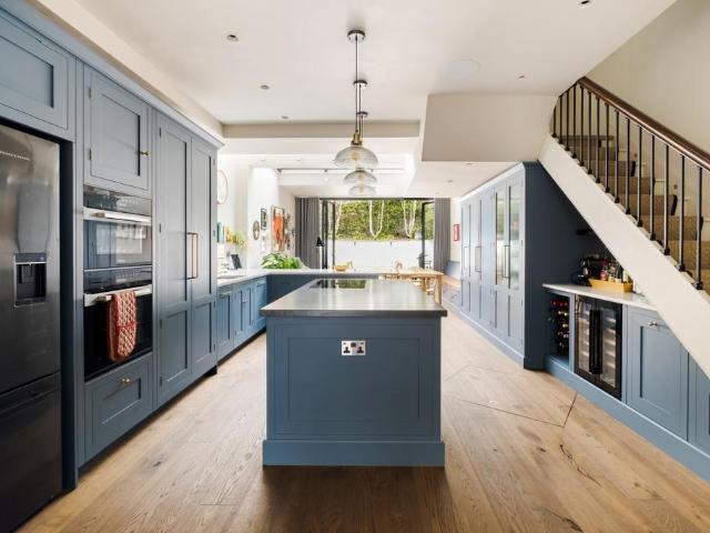Huntingdon Street London N1 4 bed house to rent £12,500 pcm £2,885 pw