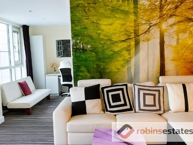 Huntingdon Street, Nottingham, NG1 3NY 2 bed apartment to rent £1,650 pcm £381 pw