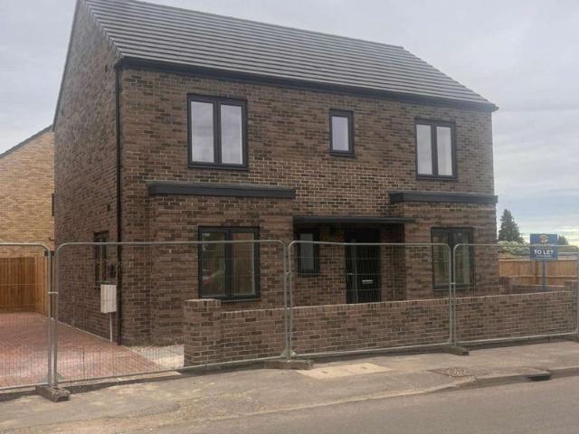 Huntingdonshire, UK PE7, 4 bed shared accommodation to rent, £1,375 pcm | PrimeLocation