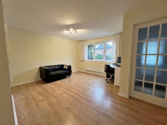 Huntingfield Way, Egham, Surrey, TW20