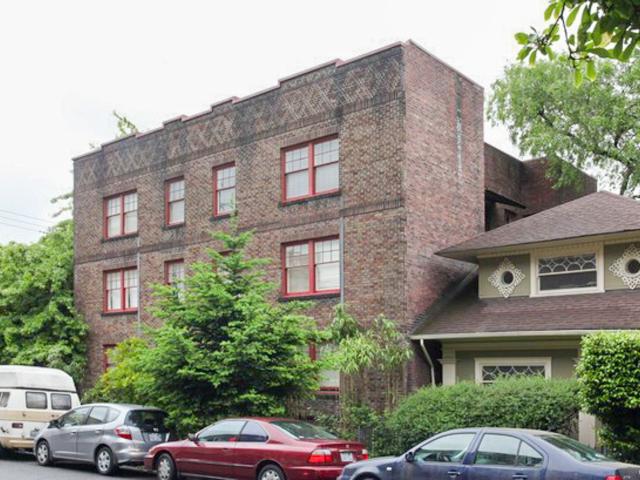 Huntington Arms Located on the west slope of Capitol Hill