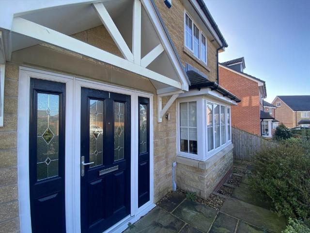 Huntington Close, Preston PR3 5 bed detached house to rent £1,995 pcm £460 pw