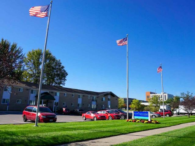 Huntington Club Apartments 1 Bedroom Apartment for Rent at 28801 Imperial Dr, Warren, MI 48093 Northeast Warren