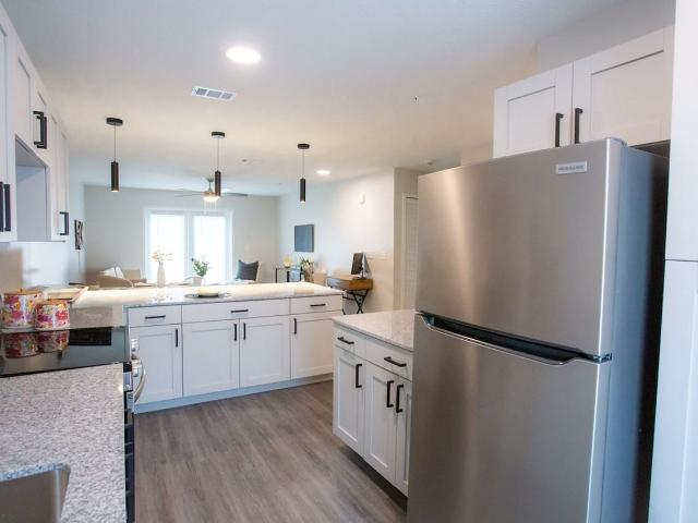 Huntington Forest 1 Bedroom Apartment for Rent at 10109 Old Saint Augustine Rd, Jacksonville, FL 32257 Sunbeam