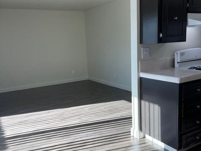 HUNTINGTON GARDENS 1 Bedroom Apartment for Rent at 293 S Callisch Ave, Fresno, CA 93721