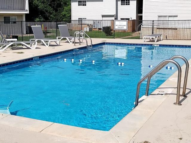 Huntington Place Apartments 2 Bedroom Apartment for Rent at 1401 N Midwest Blvd, Midwest City, OK 73110