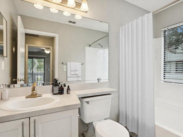Huntington Place 1 Bedroom Apartment for Rent at 3201 Huntington Place Dr, Sarasota, FL 34237
