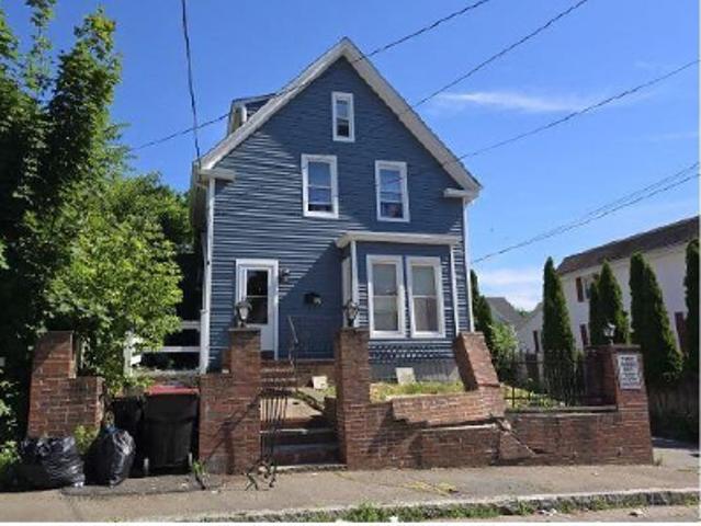 Huntington St