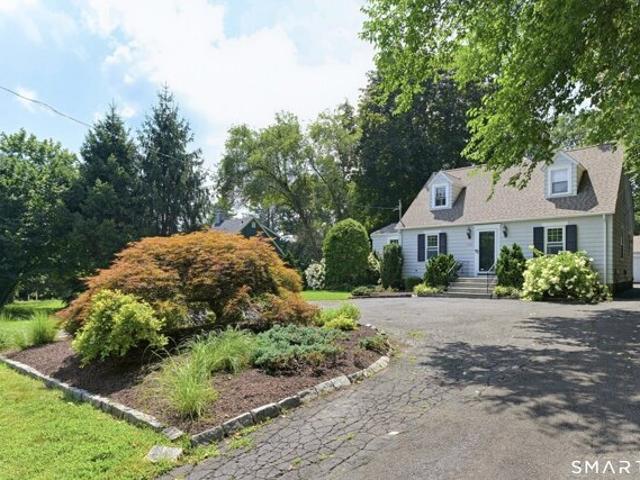 Huntington Tpke, Trumbull, Home For Sale