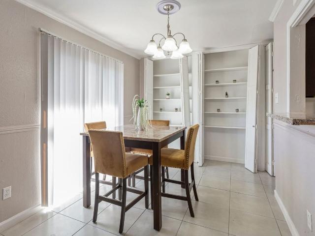 Huntington Village And Cambridge Crossing 2 Bedroom Apartment for Rent at 9506 S Dairy Ashford Rd, Houston, TX 77099 Alief