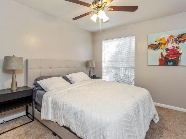 Huntington Village And Cambridge Crossing 3 Bedroom Apartment for Rent at 9506 S Dairy Ashford Rd, Houston, TX 77099 Alief