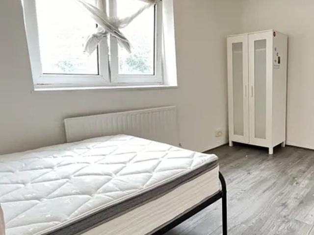Hunton Street, London, E1 5EZ, United Kingdom | Room for rent #155756907 | Rentberry