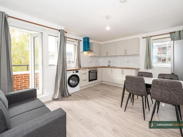 Hunton Street, Whitechapel, E1 4 bed flat to rent £3,750 pcm £865 pw