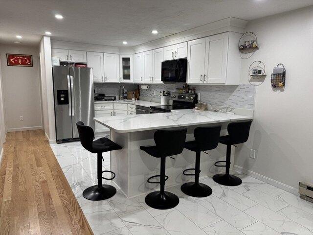 Huntoon Memorial Hwy Apt, Leicester, Condo For Sale