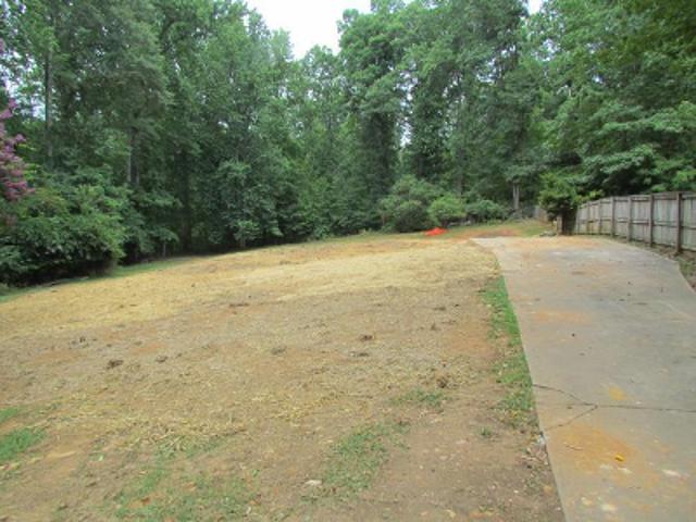 Huntley Dr