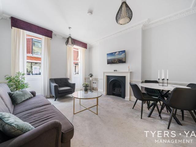 Huntley Street, London WC1E, 1 bed flat to rent, £3,250 pcm | PrimeLocation