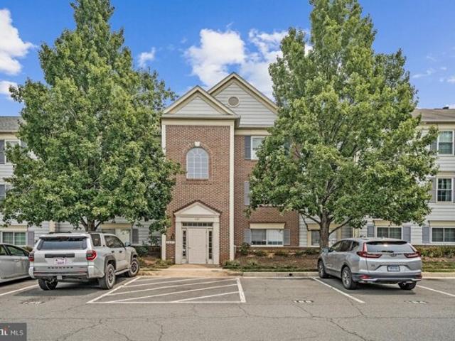 Huntmaster Ter Ne Unit,leesburg, Condo For Sale