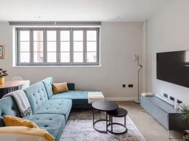 Huntsworth Mews
