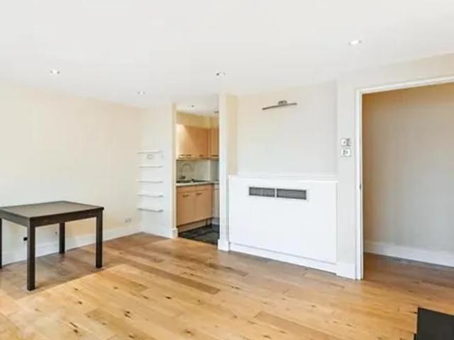 Huntsworth Mews North, London, NW1 6DB, United Kingdom | 2 bed apartment for rent #140399010 | Rentberry