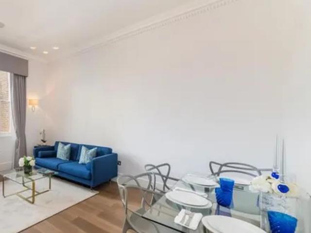 Huntsworth Mews North, London, NW1 6DB, United Kingdom | 2 bed apartment for rent #139264346 | Rentberry