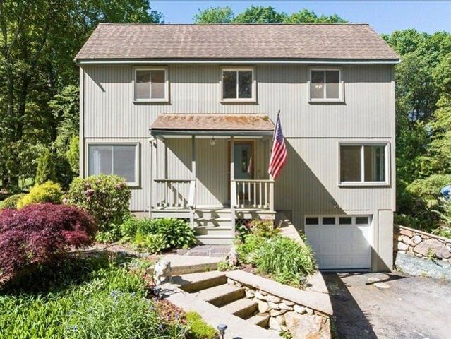 Hundred Oaks Ln, Ashland, Home For Sale