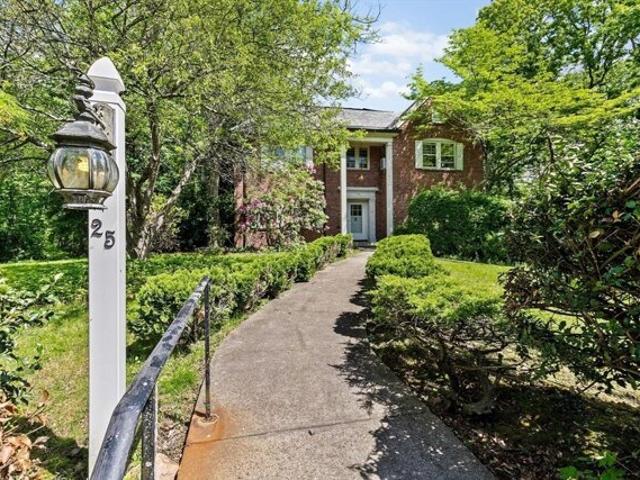 Hundreds Cir, Wellesley, Home For Sale