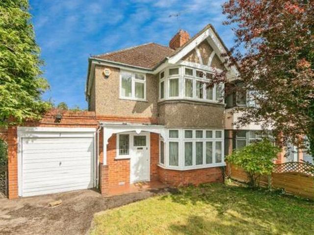 Hungerford Drive, Reading, 3 Bedroom Semi detached