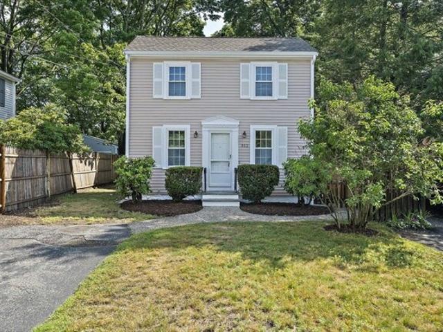 Hunnewell St Unit,needham, Condo For Sale