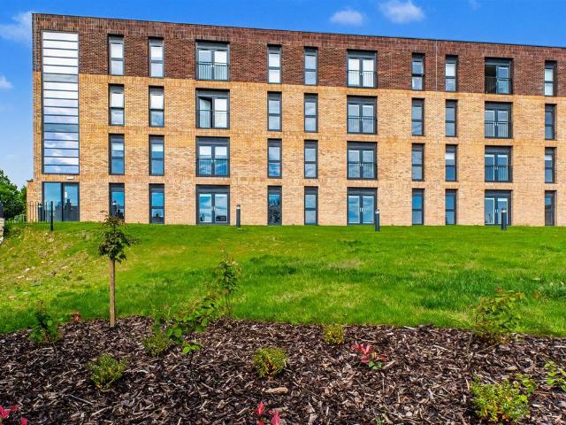 Hunslet House, Station Road NN17, 1 bed flat to rent, £940 pcm | PrimeLocation