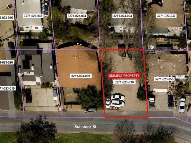 Hunstock, Val Verde, CA 91384
