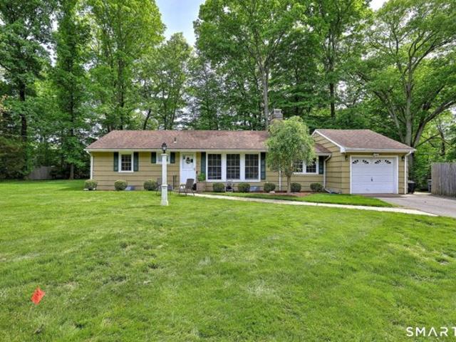 Hubbard Rd, North Branford, Home For Sale