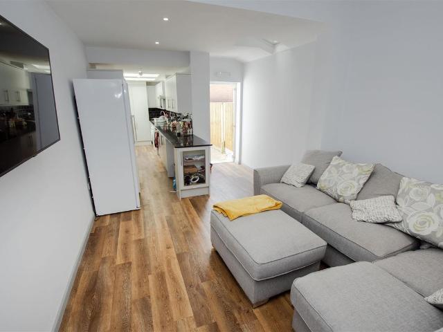 Hubert Road, Birmingham, West Midlands B29, 6 bed detached house to rent, £606 pcm | PrimeLocation