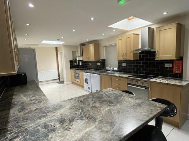 Hubert Road, Birmingham, West Midlands B29, 6 bed shared accommodation to rent, £542 pcm | PrimeLocation