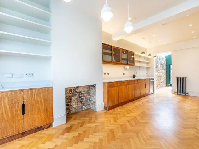 Hubert Road, East Ham, London E6, 4 bed terraced house to rent, £2,750 pcm | PrimeLocation