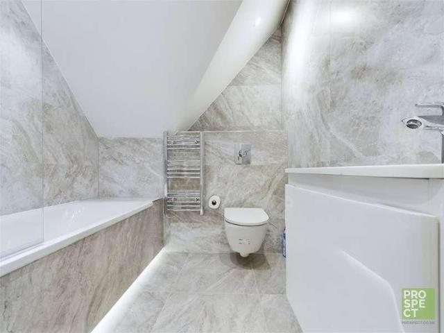 Hucclecote, Shoppenhangers Road, Maidenhead, Berkshire, SL6