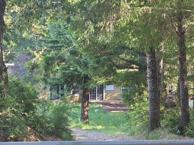 Huckleberry Ln