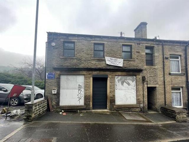 Huddersfield Road, First Floor, High Street Retail
