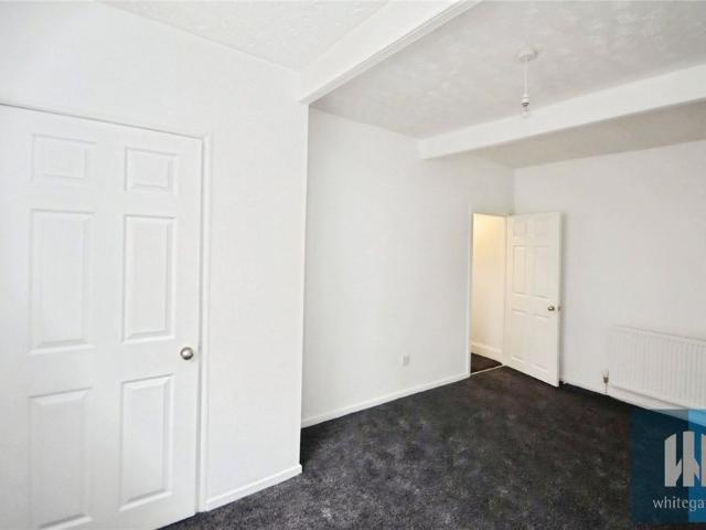 Huddersfield Road, Mirfield, West Yorkshire, WF14