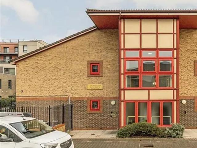 Huddleston Close, London, E2 9NR, United Kingdom | 1 bed apartment for rent #139068795 | Rentberry