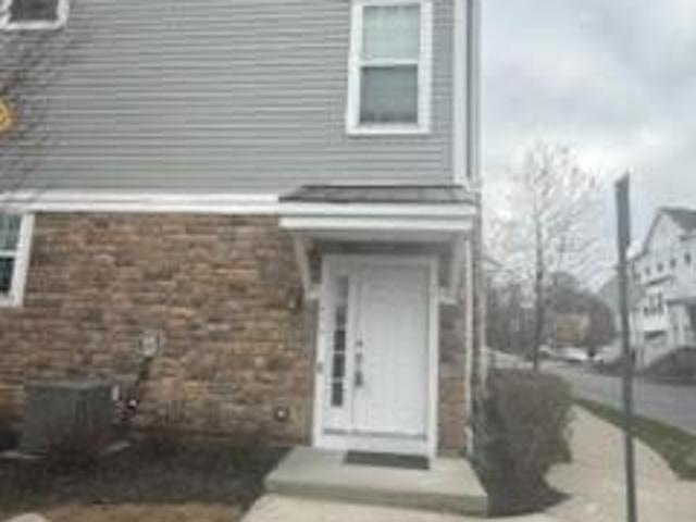 Hudson Cir, Highland Park, Home For Sale