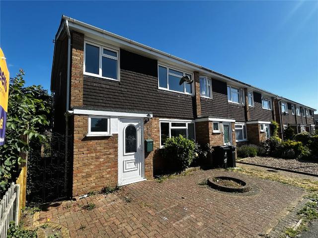 Hudson Close, Clacton On Sea, Essex CO16, 3 bed end terrace house to rent, £1,350 pcm | PrimeLocation
