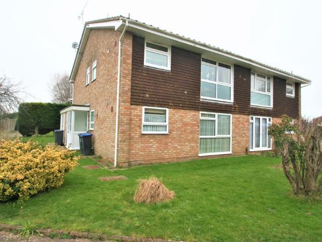 Hudson Close, Worthing BN13, 2 bed flat to rent, £1,300 pcm | PrimeLocation