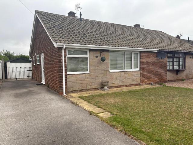 Hudson Mount, Chesterfield S44, 2 bed bungalow to rent, £850 pcm | PrimeLocation