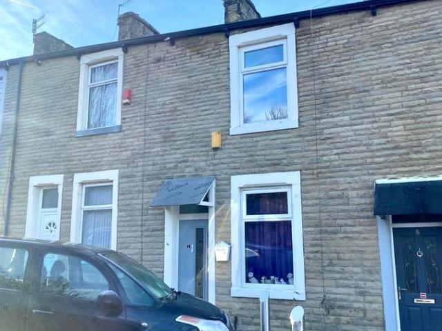 Hudson Street, Burnley BB11, 2 bed terraced house to rent, £625 pcm | PrimeLocation