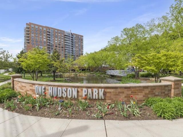 Hudson Park Unit,edgewater, Condo For Sale