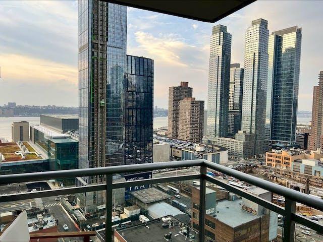 Hudson Yards Luxury Room Available